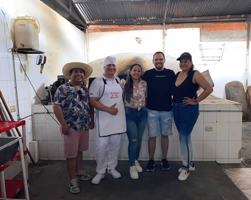 Tour del bizcocho de Achira. – Viajes Colombia Ancestral